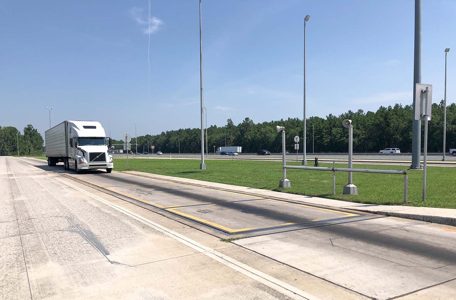 FDOT Motor Carrier Size and Weight Communications Network - Halff