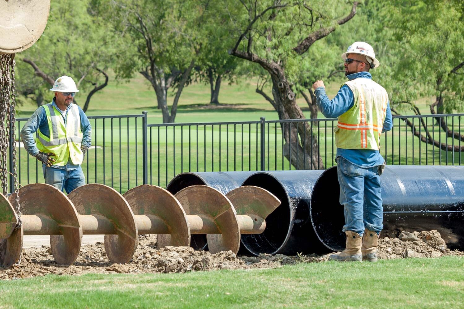 Rochelle Boulevard Water Master Plan Improvements - Halff